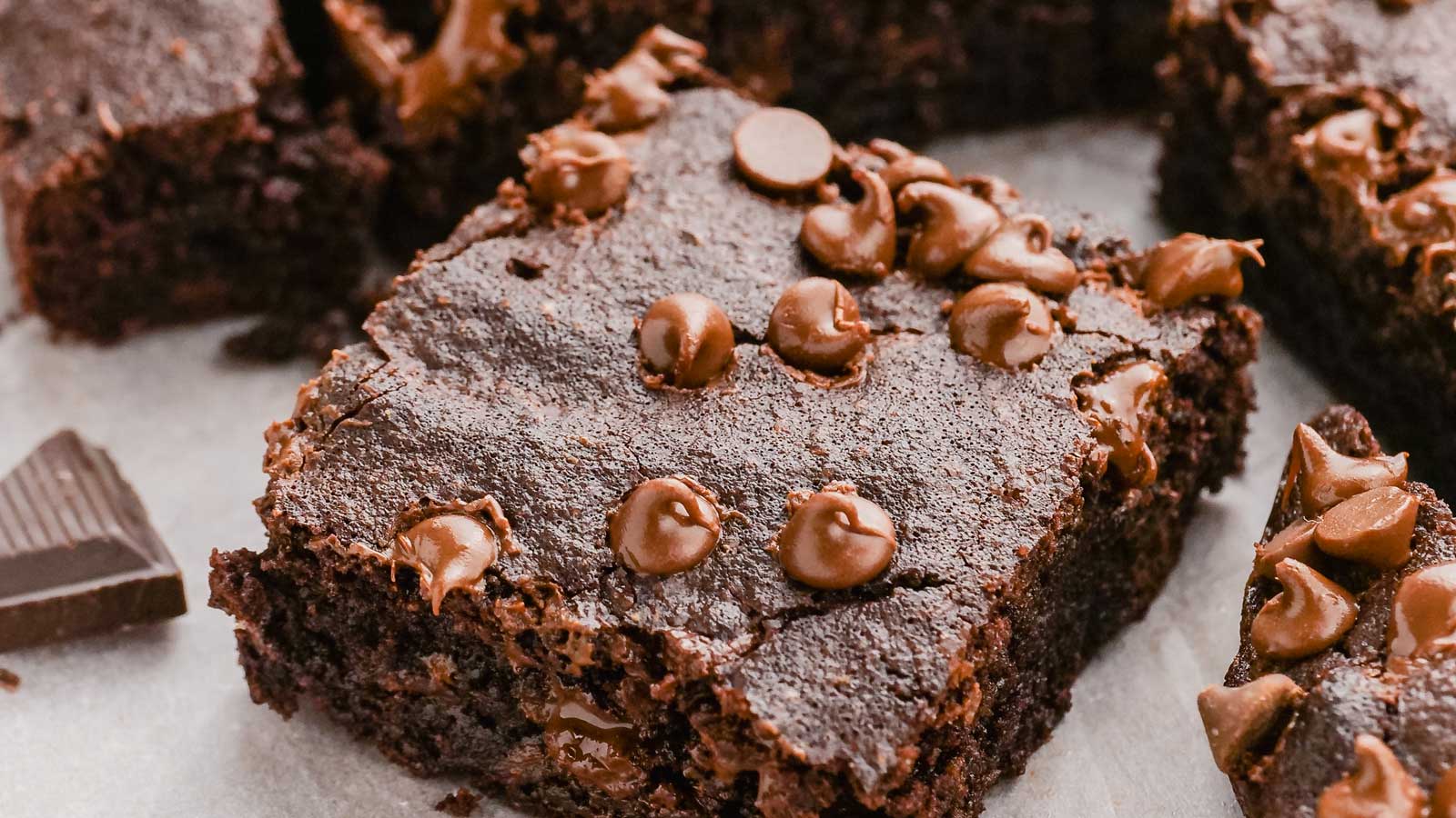 air-fryer-brownies-horizontal-photo - Texanerin Baking