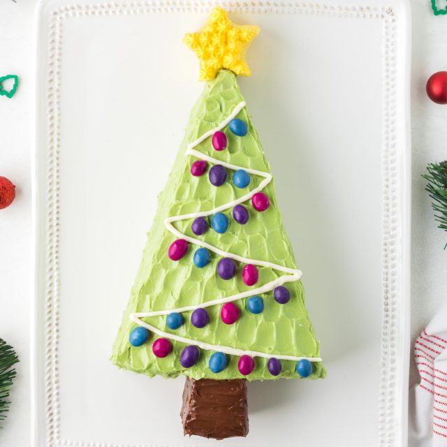 Christmas Tree Cake - Texanerin Baking