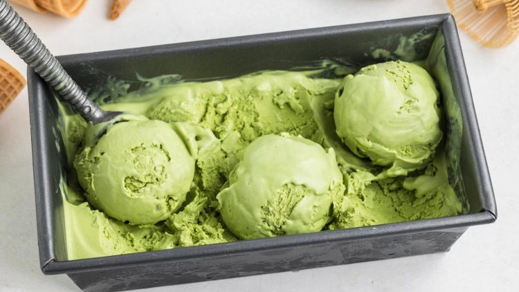 Green Ice Cream Recipe - Texanerin Baking