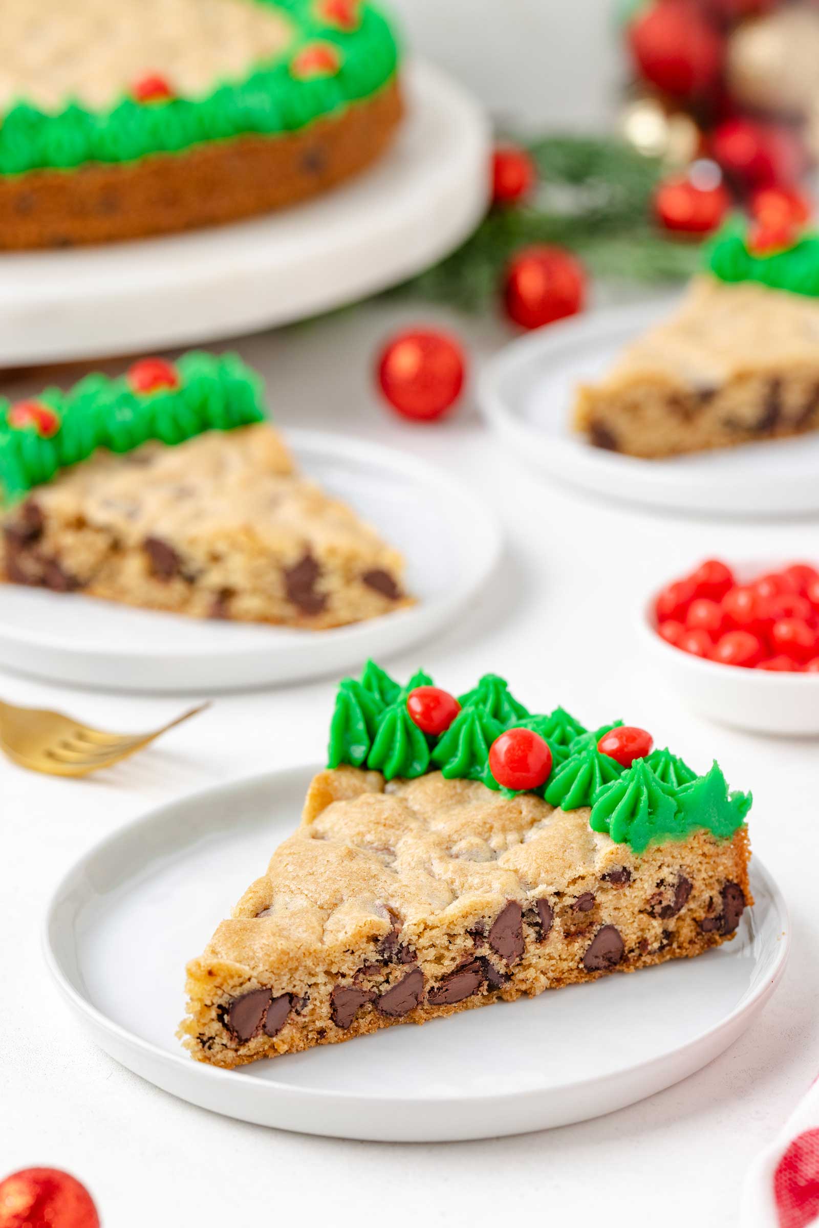 Christmas Cookie Cake - Texanerin Baking